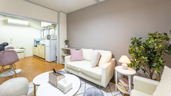 🎀韓国カフェ風💓天六3分✨12名OK🤍推し活女子会📸24h🌙2次会◎セブン10秒🏪WiFi📶映え空間×大画面📺の写真4