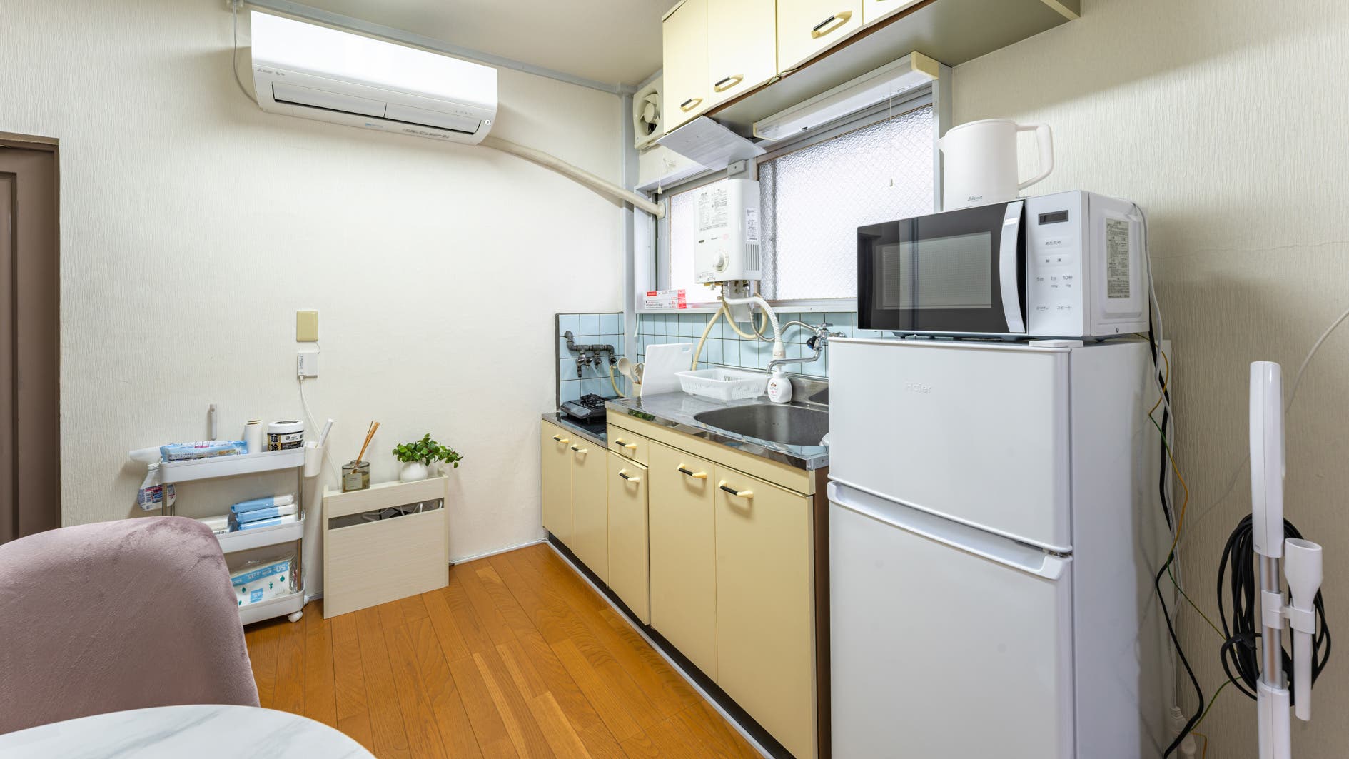 🎀韓国カフェ風💓天六3分✨12名OK🤍推し活女子会📸24h🌙2次会◎セブン10秒🏪WiFi📶映え空間×大画面📺の写真7