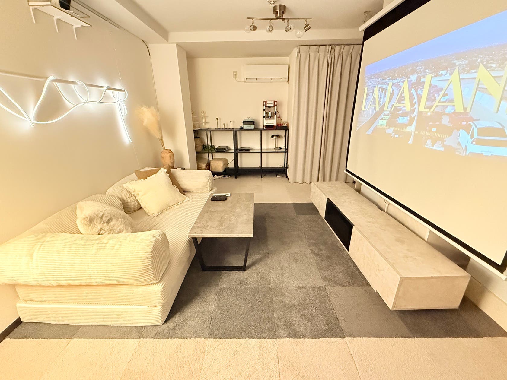 リニューアル特別価格！⛄️なんばすぐ🚶‍♂️映画🎬デート💑24H営業🌟誕生日会🎉撮影会📸女子会💖推し活✨️の写真11