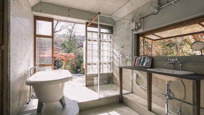 混ざったまま、撮れる。本来は共存しない世界観を1フレームに。コンクリート x アンティーク x 大自然の撮影空間。の写真14