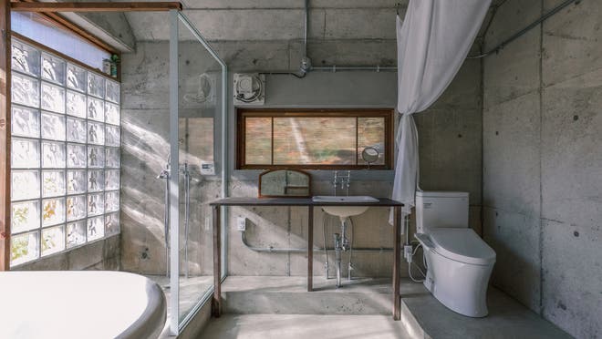 混ざったまま、撮れる。本来は共存しない世界観を1フレームに。コンクリート x アンティーク x 大自然の撮影空間。の写真17