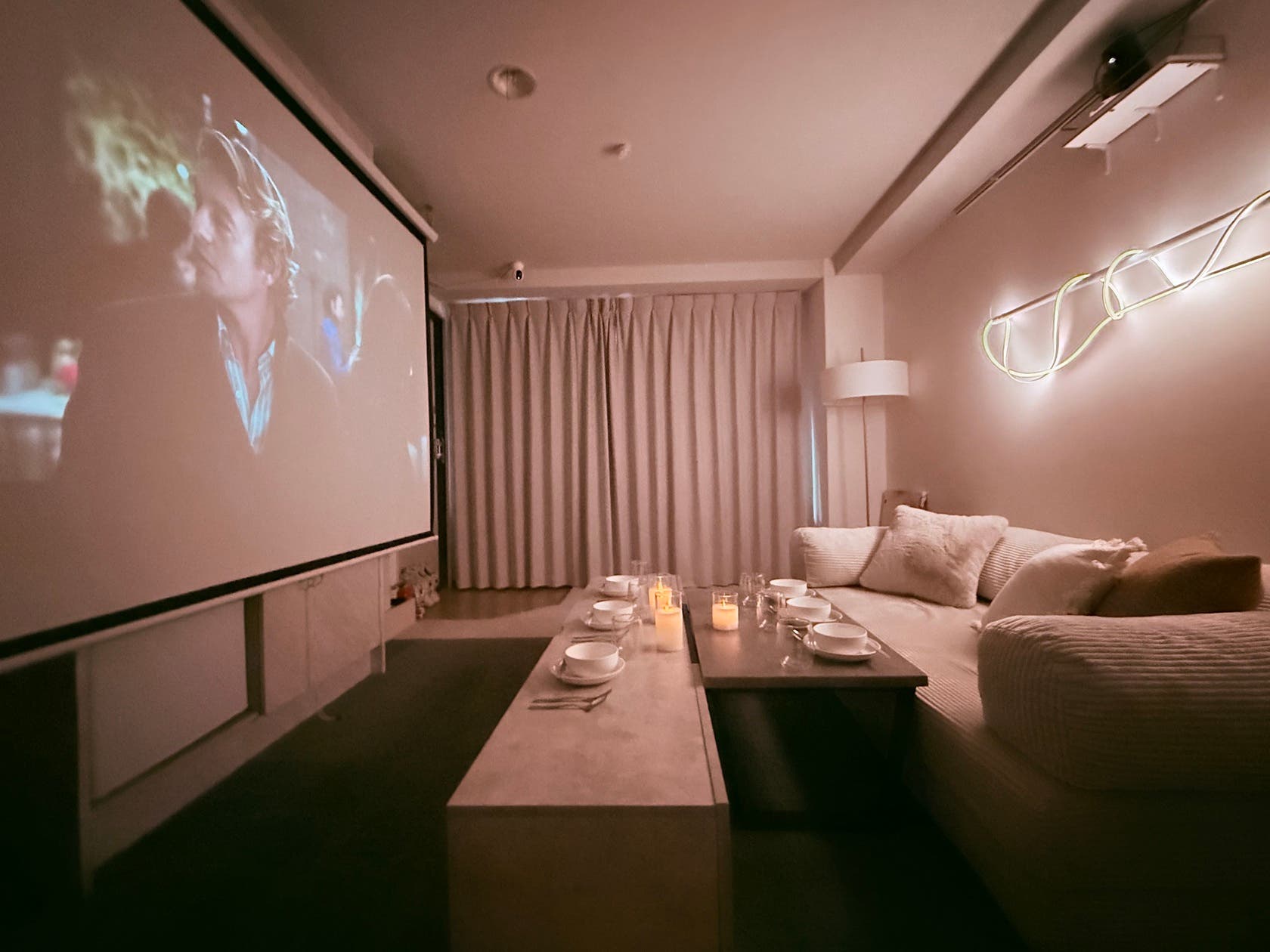 リニューアル特別価格！⛄️なんばすぐ🚶‍♂️映画🎬デート💑24H営業🌟誕生日会🎉撮影会📸女子会💖推し活✨️の写真4