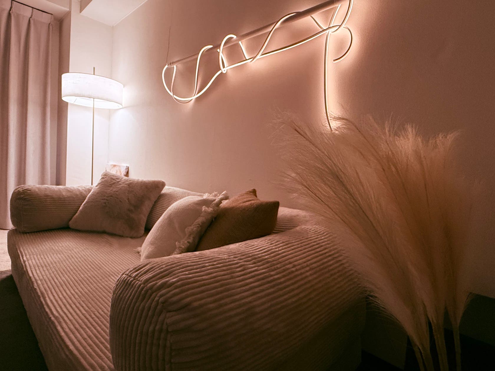 リニューアル特別価格！⛄️なんばすぐ🚶‍♂️映画🎬デート💑24H営業🌟誕生日会🎉撮影会📸女子会💖推し活✨️の写真14