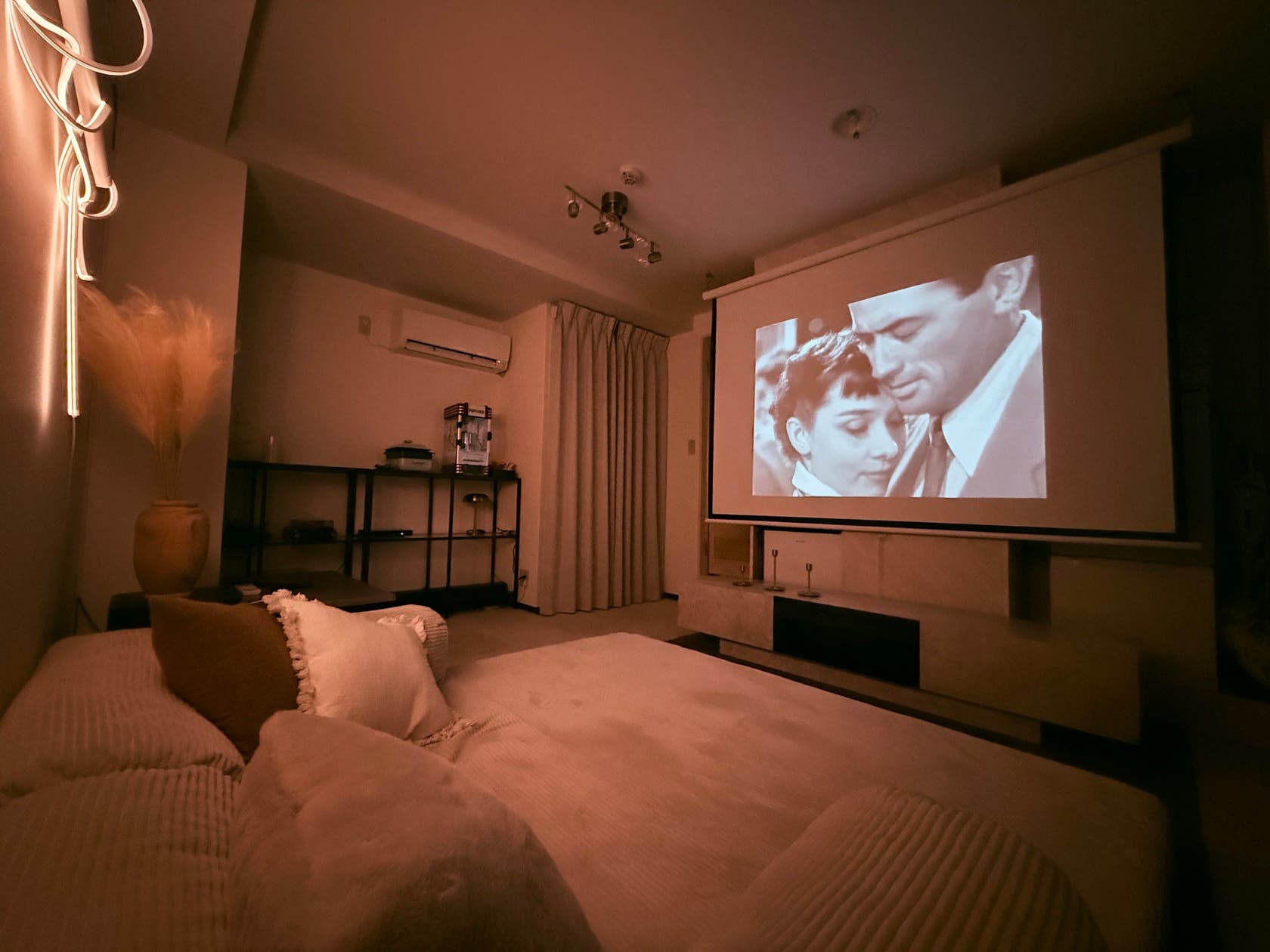 リニューアル特別価格！⛄️なんばすぐ🚶‍♂️映画🎬デート💑24H営業🌟誕生日会🎉撮影会📸女子会💖推し活✨️の写真10