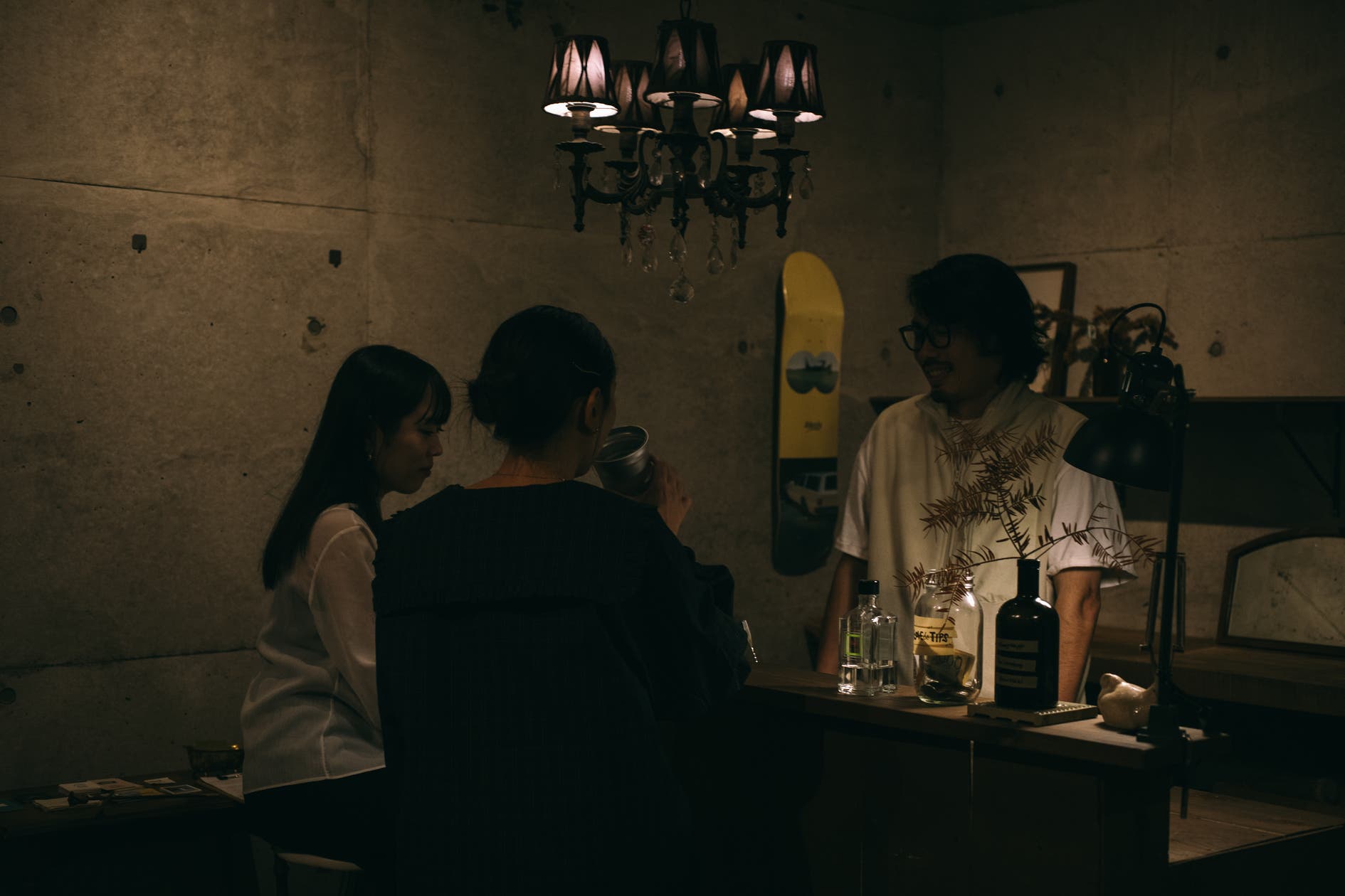 混ざったまま、撮れる。本来は共存しない世界観を1フレームに。コンクリート x アンティーク x 大自然の撮影空間。の写真30