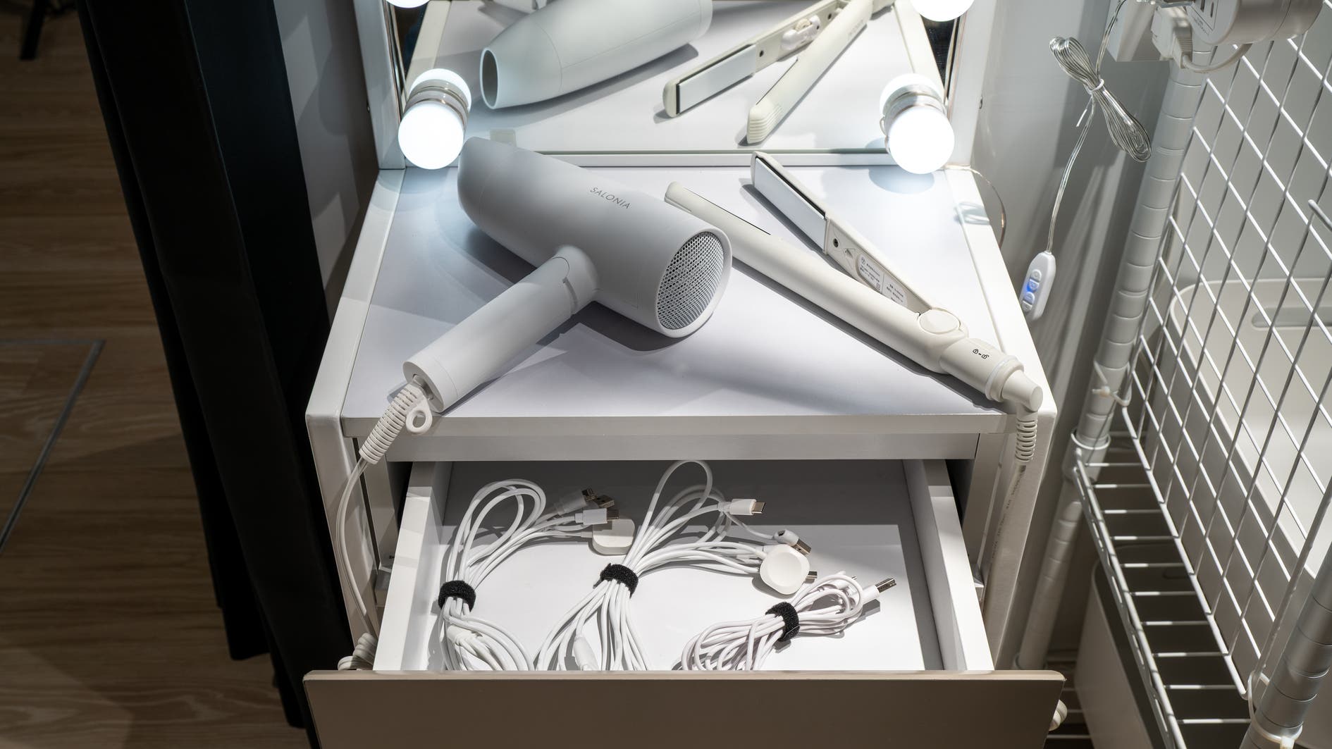 【二条駅徒歩５分】９ｍ鏡で広々快適✨２４ｈＯＫ👌最大１６人👬ダンス・バレエ・ヨガ・演劇・撮影の写真10