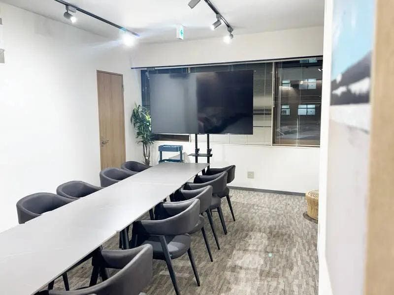 渋谷駅徒歩30秒｜24名個室｜ミーティング｜セミナー｜商談｜ボードゲーム｜推し会｜パーティー｜当日予約歓迎＜ルームA＞の写真8