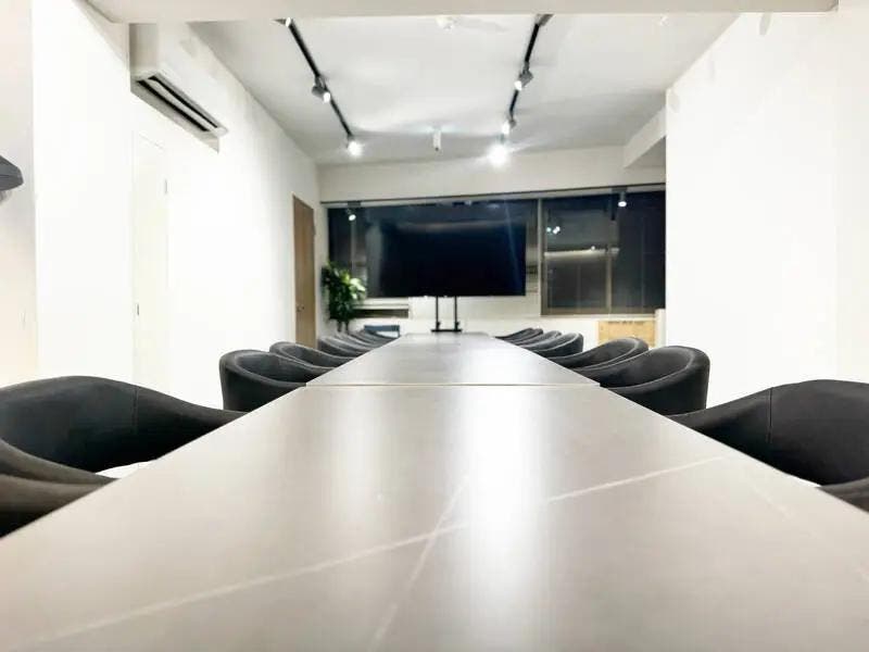 渋谷駅徒歩30秒｜24名個室｜ミーティング｜セミナー｜商談｜ボードゲーム｜推し会｜パーティー｜当日予約歓迎＜ルームA＞の写真11