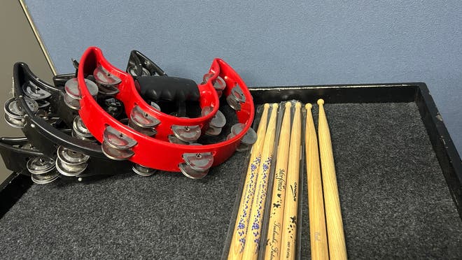 防音室とオープンスペースを備えた音楽利用向けレンタル空間の写真16