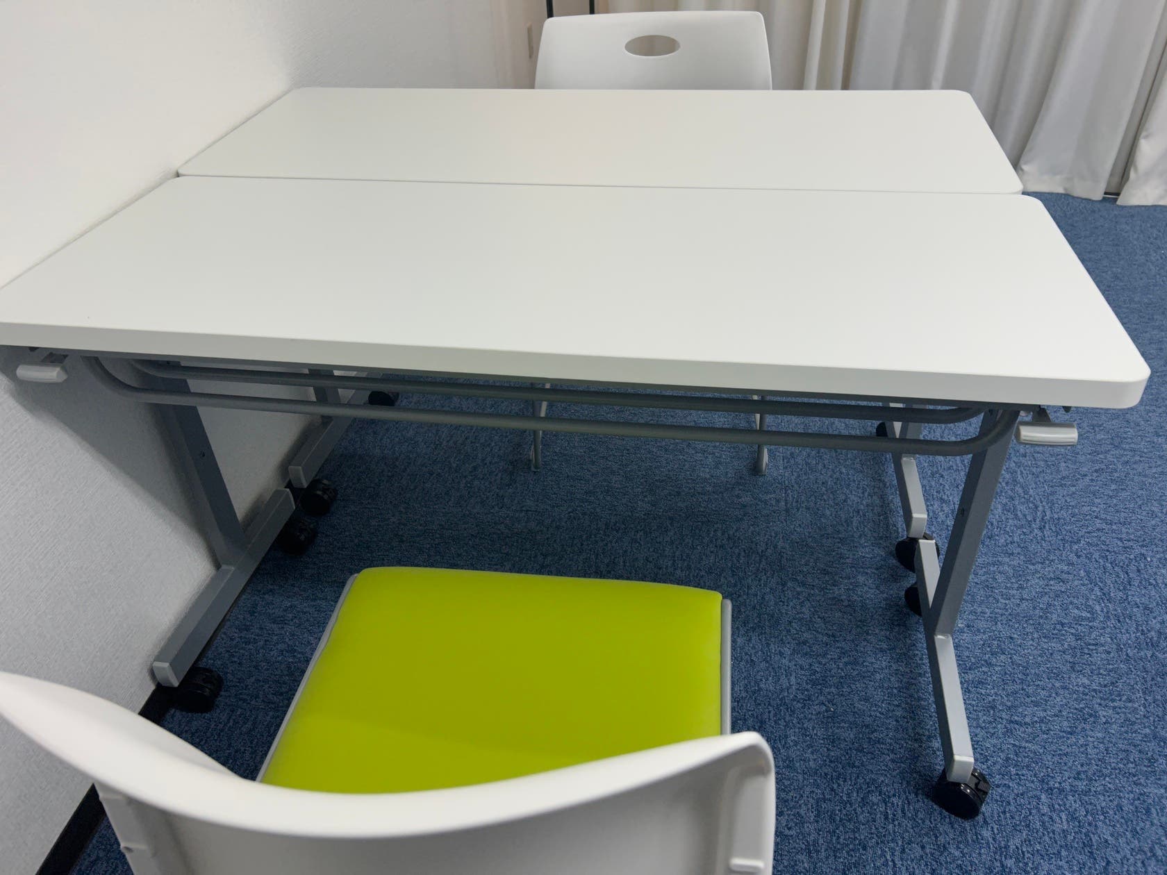 防音室とオープンスペースを備えた音楽利用向けレンタル空間の写真17