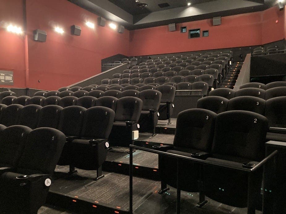 【札幌 151席】映画館で、イベント、会社説明会、株主総会などの企画はいかがですか？の写真2