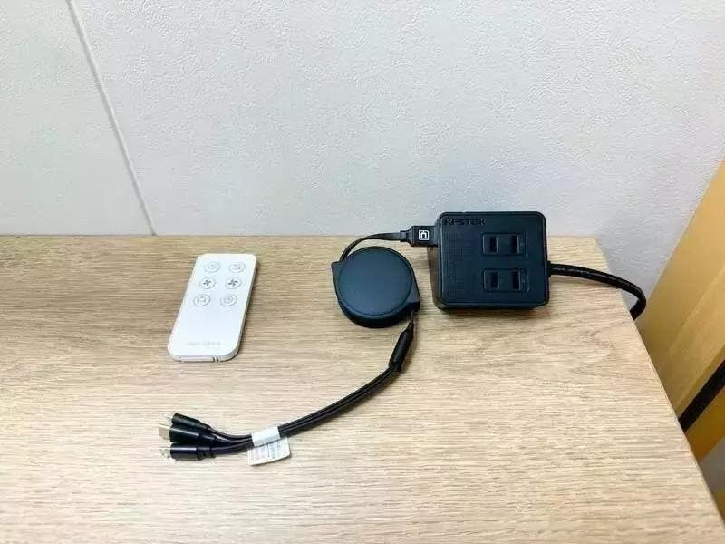 駅直結！新橋駅徒歩1分｜1名個室｜作業や勉強、面接、ゲーム、オンラインMTGに最適な『防音室03』の写真5