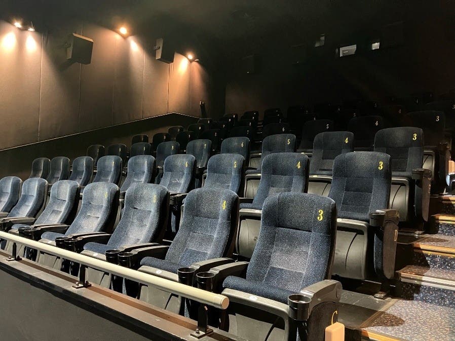 【入間 83席】映画館で、会社説明会、株主総会、講演会の企画はいかがですか？の写真2