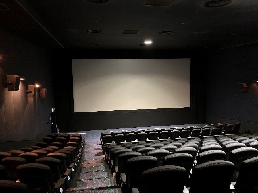 【入間 183席】映画館で、会社説明会、株主総会、講演会の企画はいかがですか？の写真1