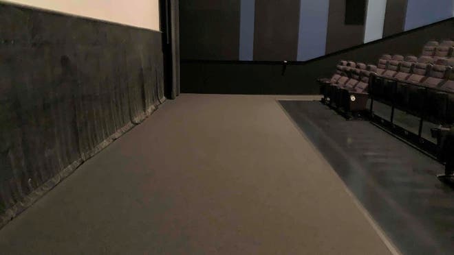 【浦和 119席】映画館で、会社説明会、株主総会、講演会の企画はいかがですか?の写真3