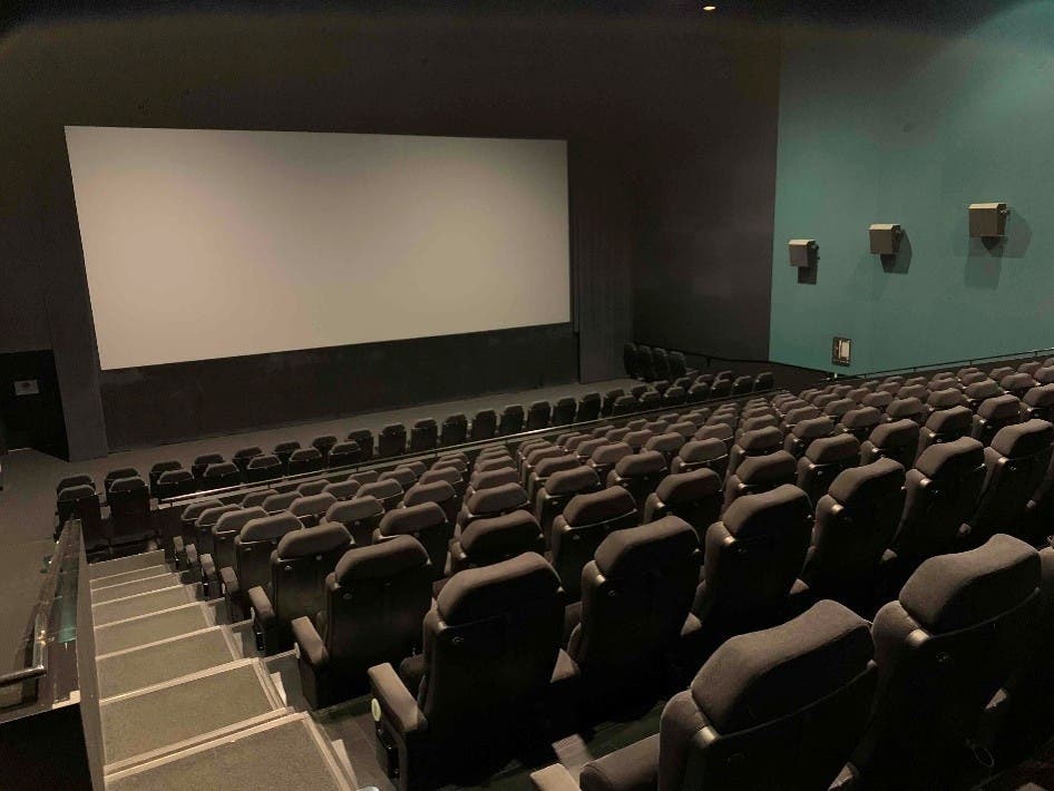 【浦和 210席】映画館で、会社説明会、株主総会、講演会の企画はいかがですか？の写真1