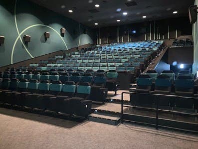 【春日部 258席】映画館で、会社説明会、株主総会、講演会の企画はいかがですか？の写真2