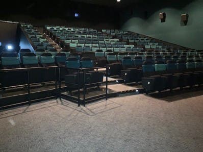 【春日部 222席】映画館で、会社説明会、株主総会、講演会の企画はいかがですか？の写真2