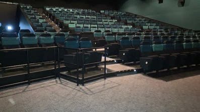 【春日部 222席】映画館で、会社説明会、株主総会、講演会の企画はいかがですか?の写真2