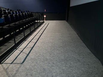 【春日部 199席】映画館で、会社説明会、株主総会、講演会の企画はいかがですか？の写真3