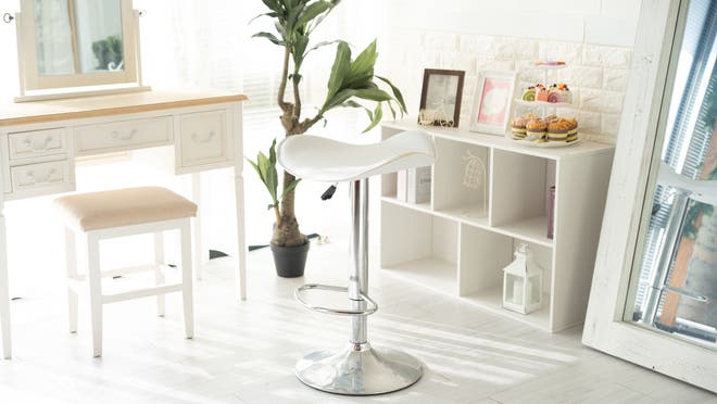 【UNGLEスタジオ】自然光の入る白基調の撮影エリア〈完全貸切/コスプレ撮影/ポートレート/ベビー/バースデーフォトなど〉の写真9