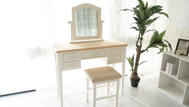 【UNGLEスタジオ】自然光の入る白基調の撮影エリア〈完全貸切/コスプレ撮影/ポートレート/ベビー/バースデーフォトなど〉の写真11