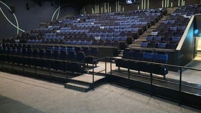 【春日部 415席】映画館で、会社説明会、株主総会、講演会の企画はいかがですか?の写真2