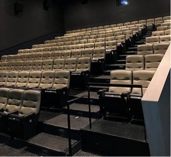 【わかば 146席】映画館で、会社説明会、株主総会、講演会の企画はいかがですか？の写真2