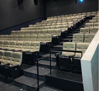 【わかば 116席】映画館で、会社説明会、株主総会、講演会の企画はいかがですか？の写真2