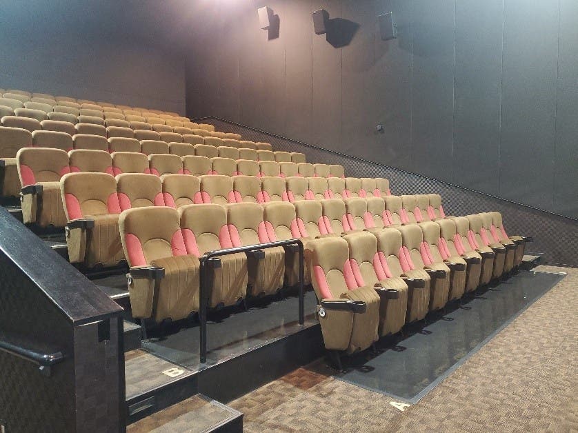 【幸手 125席】映画館で、会社説明会、株主総会、講演会の企画はいかがですか？の写真2