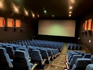 【上里 300席】映画館で、会社説明会、株主総会、講演会の企画はいかがですか？の写真1