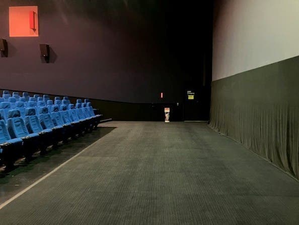 【上里 300席】映画館で、会社説明会、株主総会、講演会の企画はいかがですか？の写真3