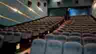 【平塚 202席】映画館で、会社説明会、株主総会、講演会の企画はいかがですか?の写真2