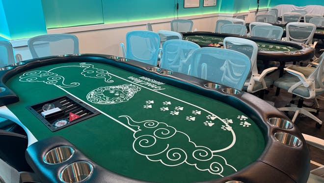 赤坂駅から徒歩1分、港区おしゃれポーカールーム貸切の写真2