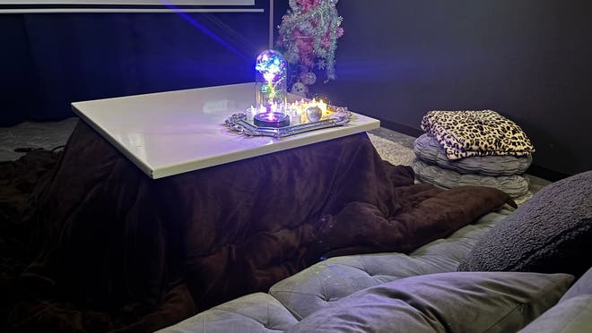 ぬくぬく🥰こたつ✨100㌅スクリーン🎞️まったりおうちデート😘・映画鑑賞✨コスプレ・推し活・動画配信の写真1