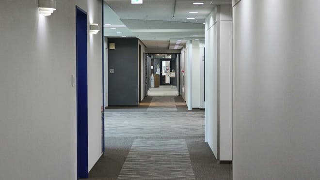 新宿駅A1出口直結!7日前までキャンセル無料【セミナールーム2 / アビタス貸会議室】78㎡広々・ワークショップ・中規模会議の写真15