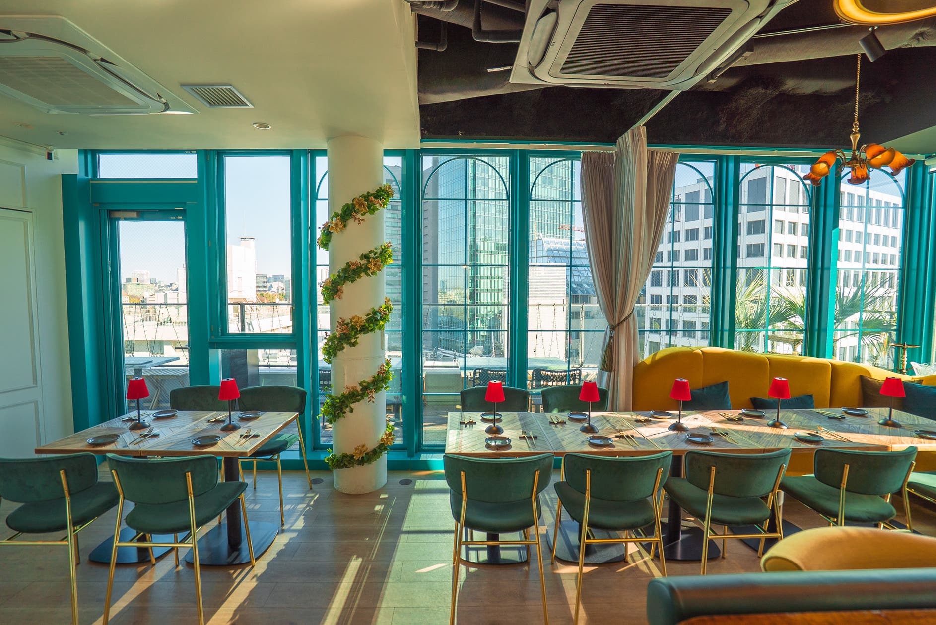 【表参道・青山】ペントハウスのBar空間でYouTube｜TikTok｜ウェディングフォト｜PV撮影📷セミナーの写真4