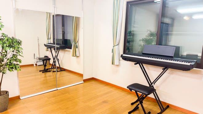 隠れ家ダンス&音楽スタジオ★防音室、大音量で踊れる!★場ミリ可★電子ピアノ常設★航空公園・西所沢・新所沢3沿線★スタバ目印♪の写真1