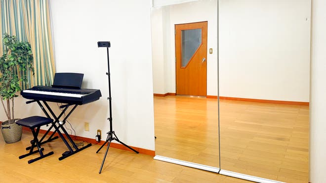 隠れ家ダンス&音楽スタジオ★防音室、大音量で踊れる!★場ミリ可★電子ピアノ常設★航空公園・西所沢・新所沢3沿線★スタバ目印♪の写真2