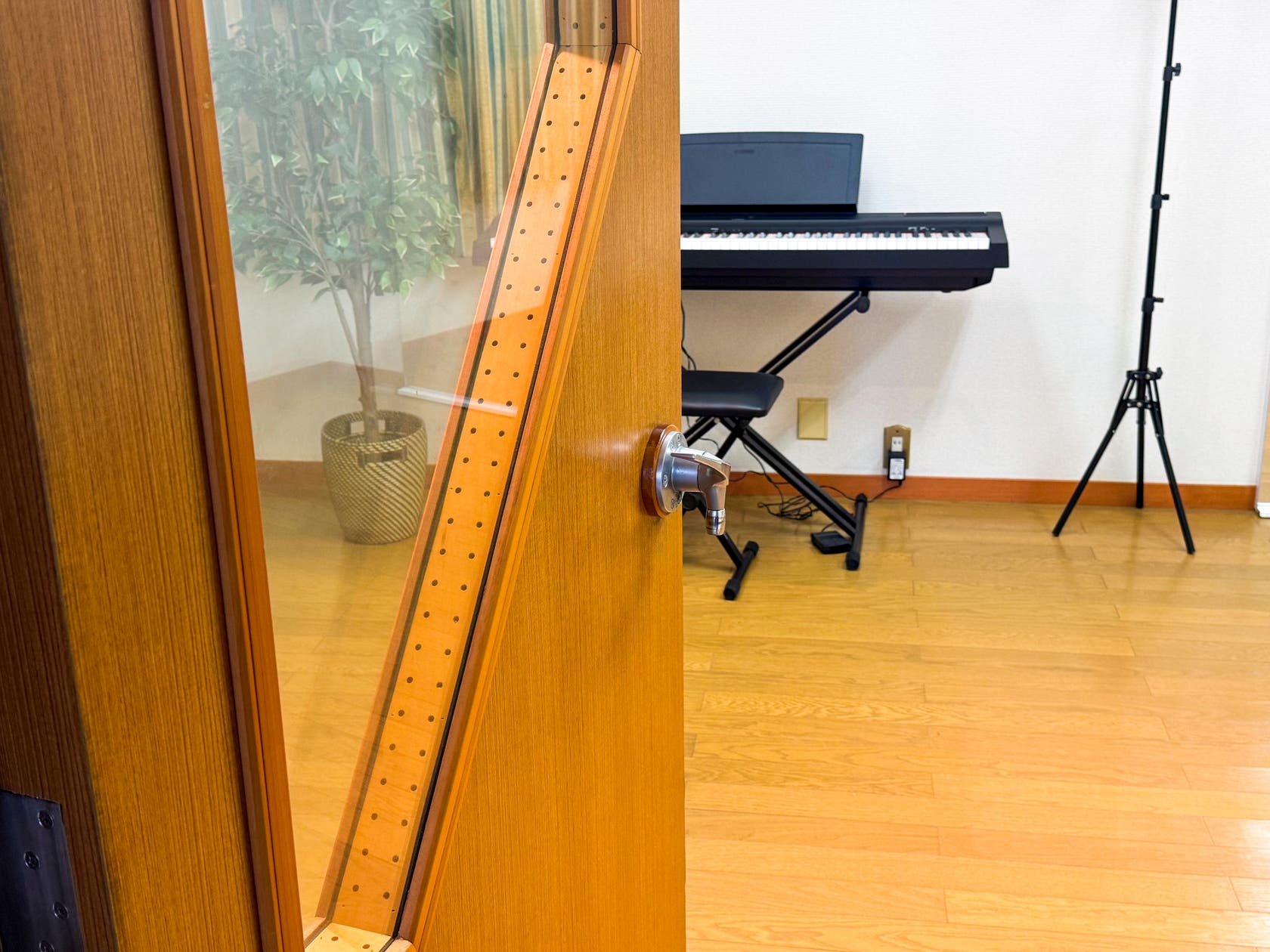 隠れ家ダンス＆音楽スタジオ★防音室、大音量で踊れる！★場ミリ可★電子ピアノ常設★航空公園・西所沢・新所沢3沿線★スタバ目印♪の写真13