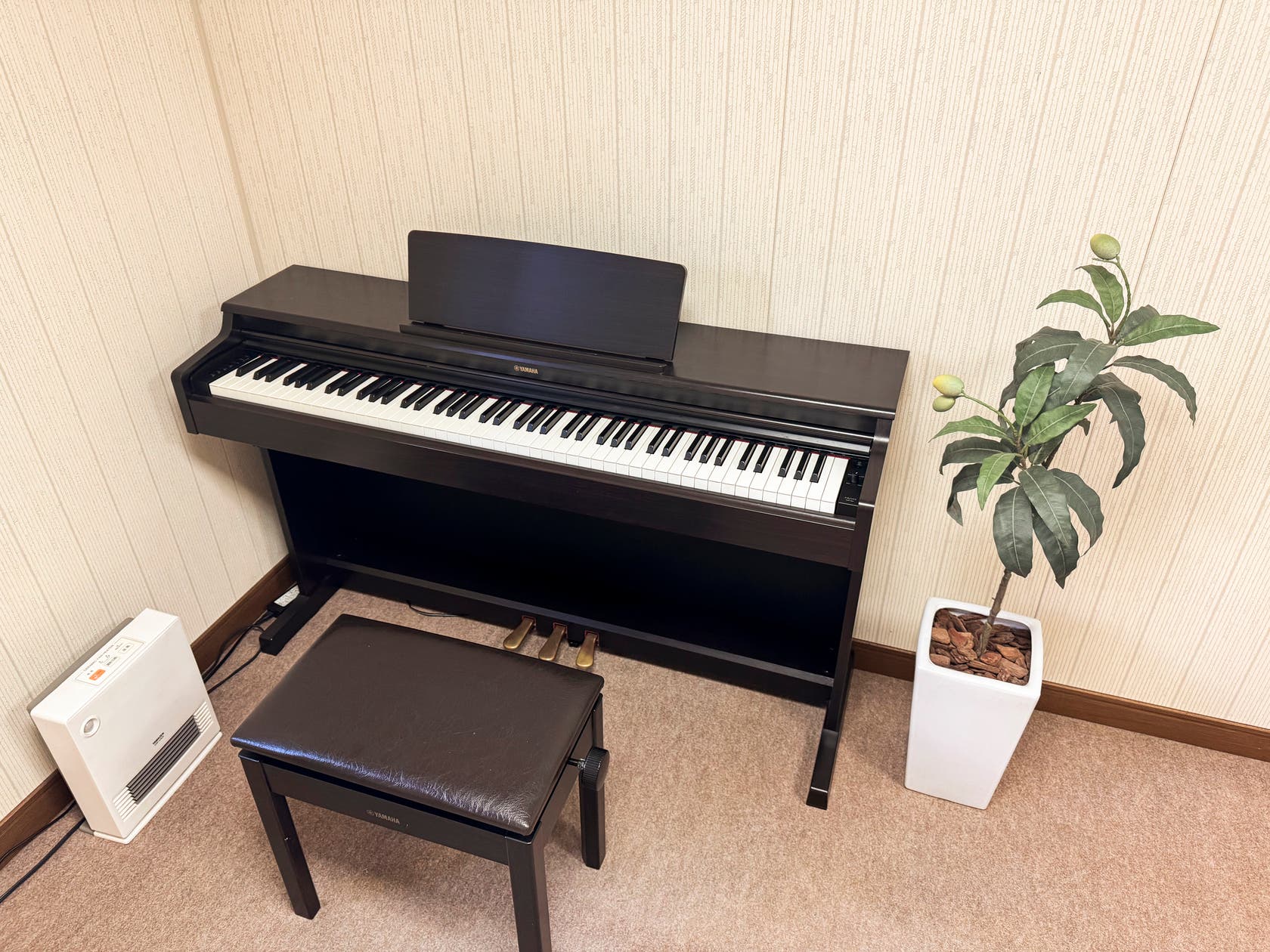 カワイ音響システム完全防音室★大音量可！★ヤマハ電子ピアノ常設の音楽スタジオ★航空公園・西所沢・新所沢★スタバ目印隠れ家♪の写真2