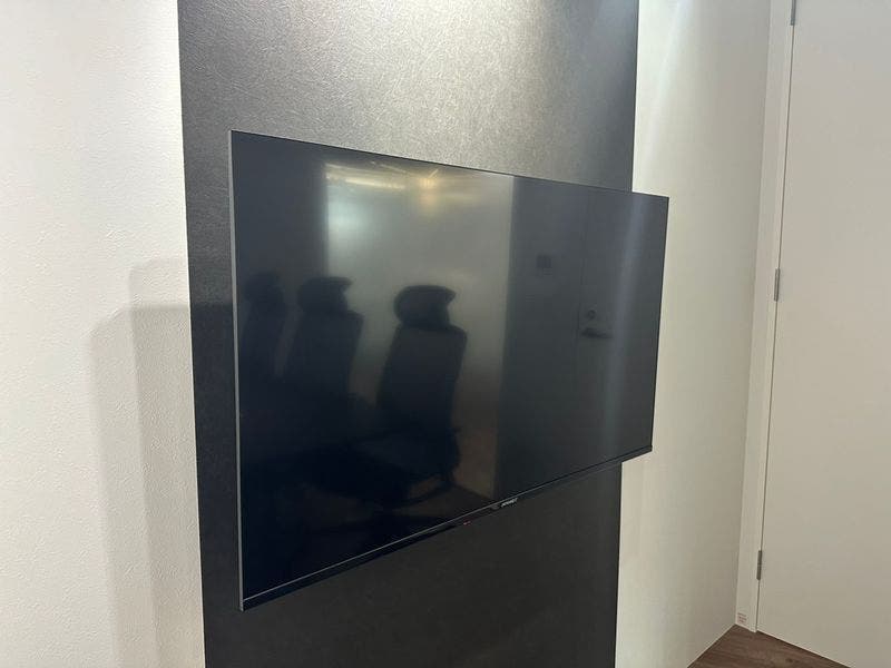 【大名天神】モニター付き完全個室！6名利用可能なミーティングルームAの写真3