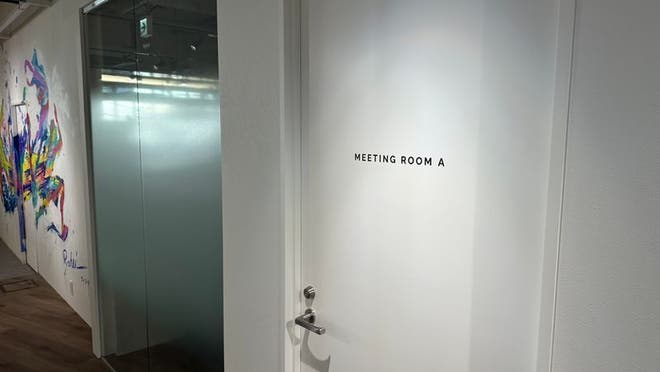 【大名天神】モニター付き完全個室!6名利用可能なミーティングルームAの写真5