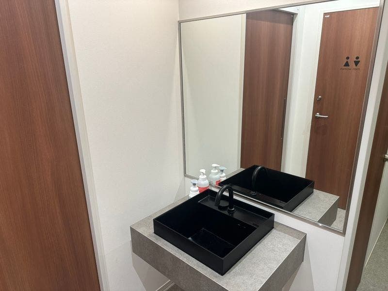 【大名天神】モニター付き完全個室！6名利用可能なミーティングルームAの写真6