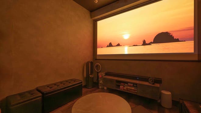 セレコレ🌳価格破壊💰最大14名🉐シアター✨プロジェクタ📽️映画🐈⬛デート💓ゲーム🎮女子会💗nifty横浜の写真13