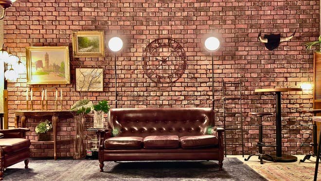 ベストホスト運営✨白ホリ併設で多彩な撮影を実現📸/アンティーク/レンガ/コンクリート/天井高3.4m【Emporium】の写真6