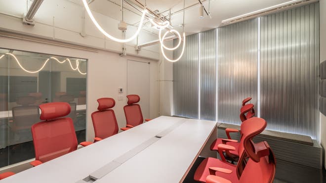 【BRIDGEX workplace】モニター付き!8名ミーティングルームAの写真5