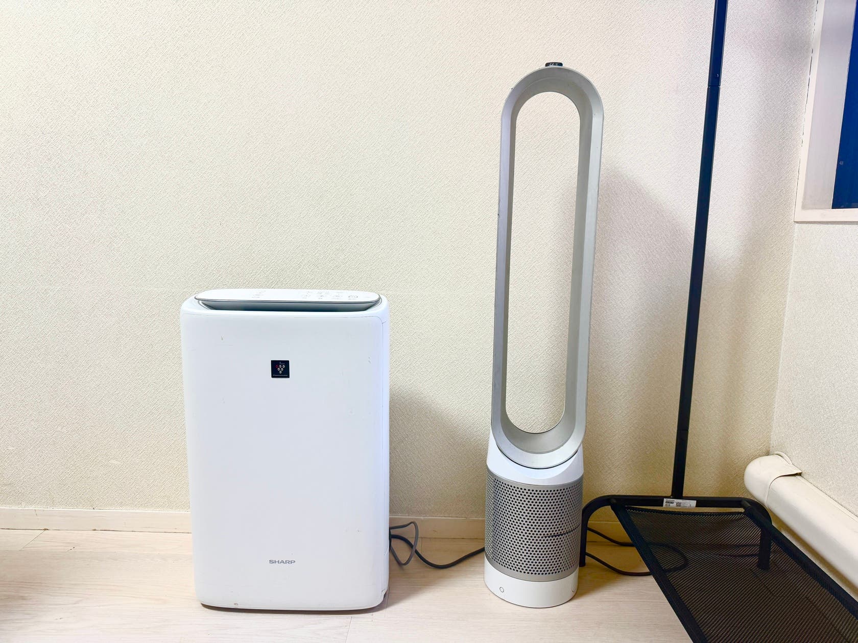 渋谷駅近の4名用会議室✒️打ち合わせ・商談・作業に最適✨の写真5