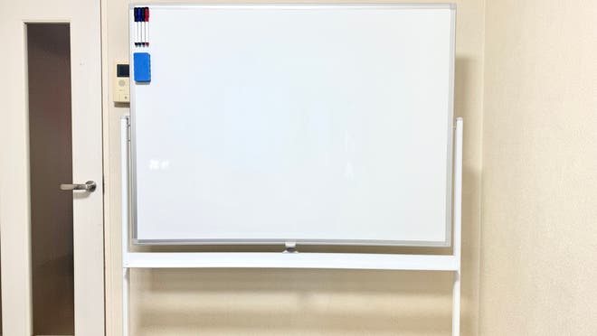 渋谷駅近の4名用会議室✒️打ち合わせ・商談・作業に最適✨の写真4