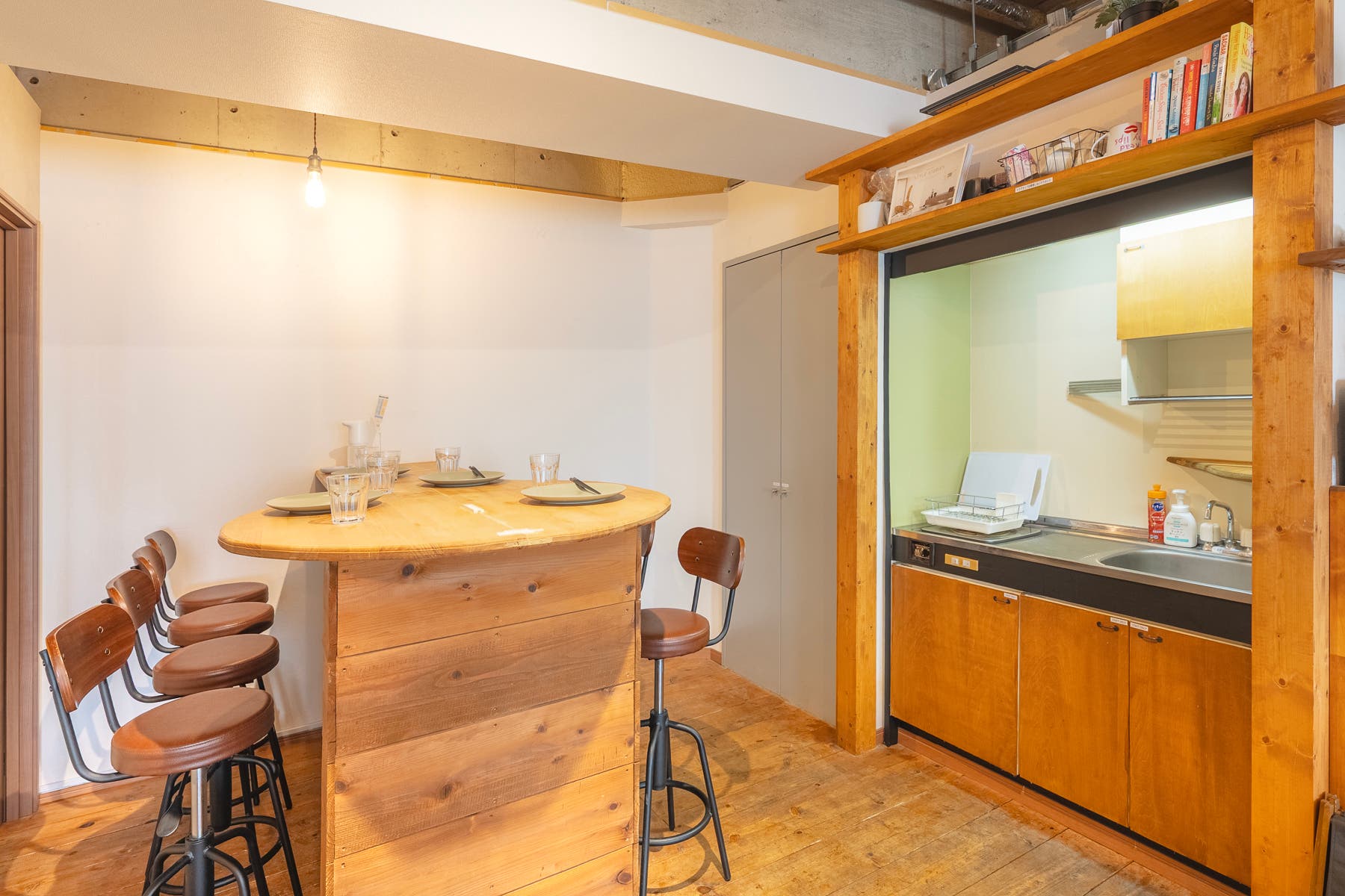 スペモ🏠中野駅🚶‍♀️交流会🤝セミナー👨‍💻打ち上げ🍻ボドゲ🎲パーティー🎉撮影🎥817_LOUNGE中野の写真2